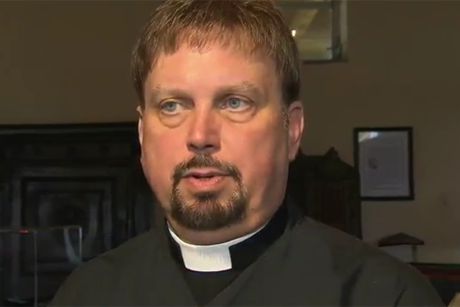 Man threatens to shoot priest during Sunday Eucharist