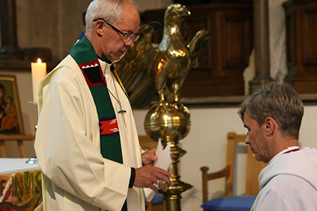 Bishop Tim Thornton commissioned as new Bishop at Lambeth