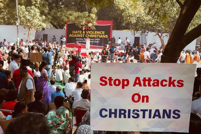 Christians faced ‘unacceptable hostility’ over Christmas, says the ...