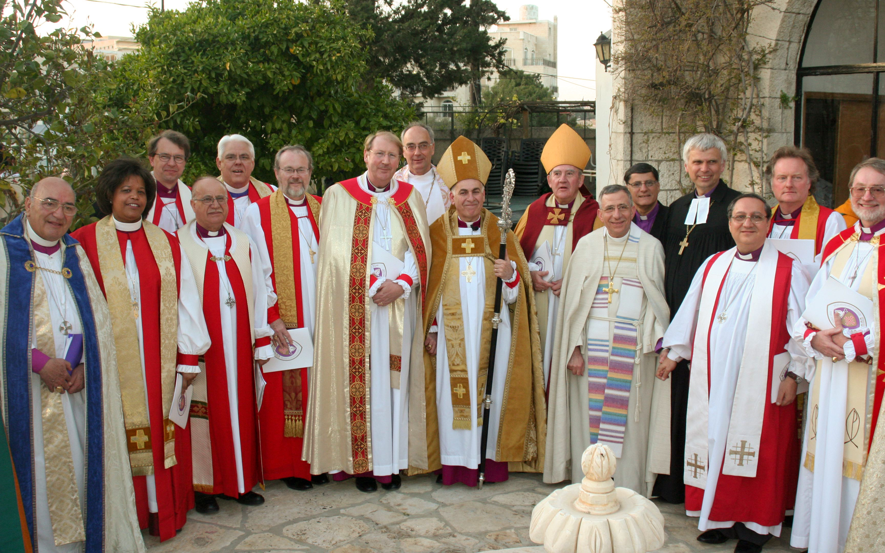 Hundreds pack Jerusalem Cathedral for Bishop's Enthronement